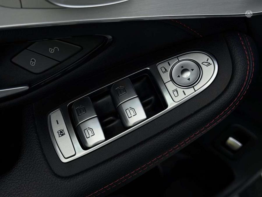 Balts Mercedes-Benz GLC 43 AMG 2023 Viļņa, ar dzinēja tilpumu 3.00 L un nobraukumu 22 tūkst. km par 44500 €, foto 23 vietnē AUTOMOTO.COM.LV