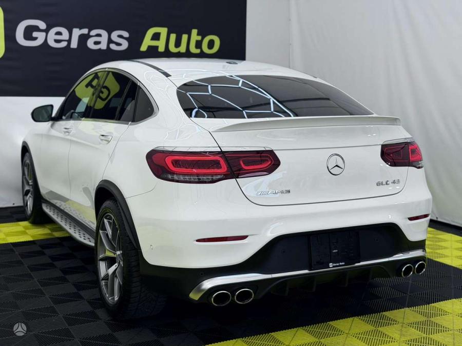 Белый Мерседес GLC 43 AMG 2023 в Вильнюс, объемом двигателя 3.00 л и пробегом 22 тыс. км за 42500 €, фото 7 на AUTOMOTO.COM.LV