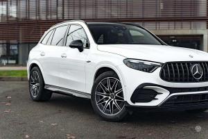 White Mercedes-Benz GLC 43 AMG 2024 in Klaipeda, with an engine capacity of 2.00 L and mileage of 41 thousand km for 54500 €, photo 7 on AUTOMOTO.COM.LV