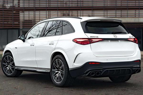 Balts Mercedes-Benz GLC 43 AMG 2024 Klaipėda, ar dzinēja tilpumu 2.00 L un nobraukumu 41 tūkst. km par 54500 €, foto 7 vietnē AUTOMOTO.COM.LV