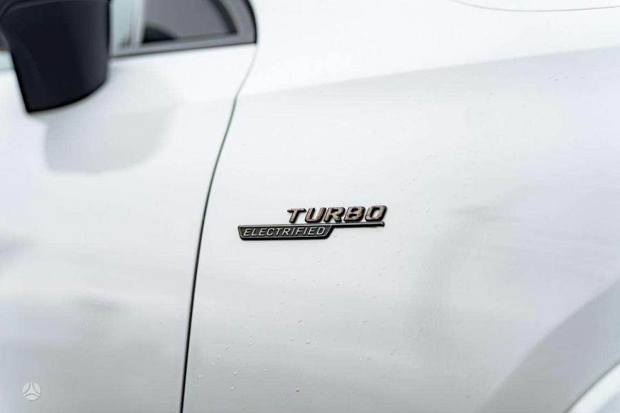 White Mercedes-Benz GLC 43 AMG 2024 in Klaipeda, with an engine capacity of 2.00 L and mileage of 41 thousand km for 54500 €, photo 10 on AUTOMOTO.COM.LV