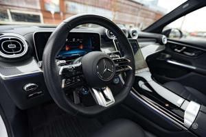 White Mercedes-Benz GLC 43 AMG 2024 in Klaipeda, with an engine capacity of 2.00 L and mileage of 41 thousand km for 54500 €, photo 27 on AUTOMOTO.COM.LV