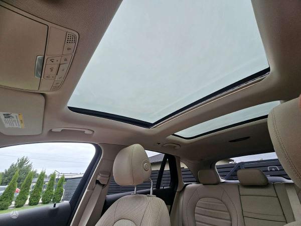 Желтый Мерседес GLC 43 AMG 2019 в Каунас, объемом двигателя 3.00 л и пробегом 70 тыс. км за 31800 €, фото 11 на AUTOMOTO.COM.LV