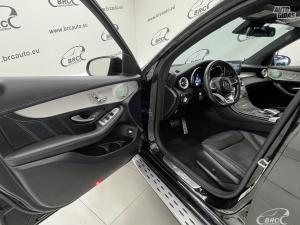 Black Mercedes-Benz GLC 63 AMG 2019 in Avizieniai, with an engine capacity of 4.00 L and mileage of 67 thousand km for 42900 €, photo 21 on AUTOMOTO.COM.LV