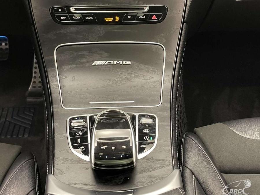Черный Мерседес GLC 63 AMG 2019 в Вильнюс, объемом двигателя 3.98 л и пробегом 67 тыс. км за 38900 €, фото 22 на AUTOMOTO.COM.LV