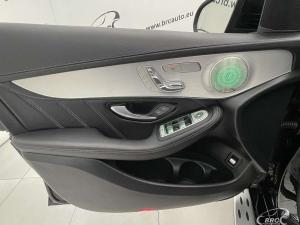 Черный Мерседес GLC 63 AMG 2019 в Вильнюс, объемом двигателя 3.98 л и пробегом 67 тыс. км за 38900 €, фото 25 на AUTOMOTO.COM.LV
