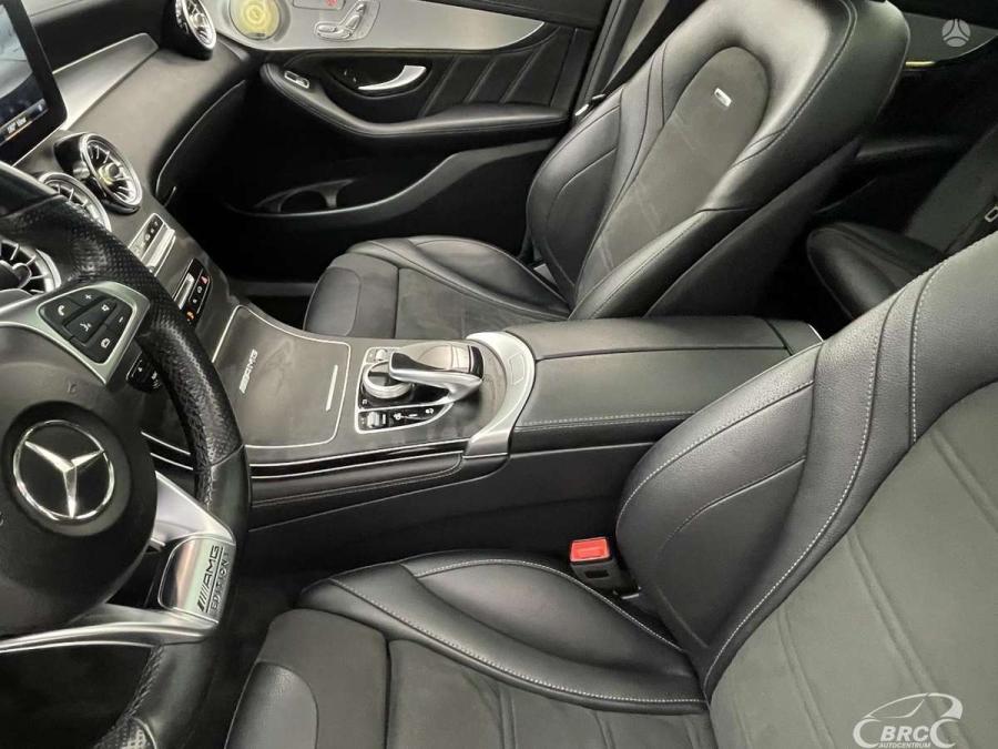 Черный Мерседес GLC 63 AMG 2019 в Вильнюс, объемом двигателя 3.98 л и пробегом 67 тыс. км за 38900 €, фото 29 на AUTOMOTO.COM.LV