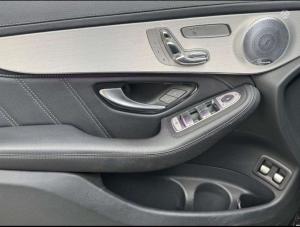Melns Mercedes-Benz GLC 63 AMG 2019 Kauņa, ar dzinēja tilpumu 0.00 L un nobraukumu 118 tūkst. km par 34500 €, foto 23 vietnē AUTOMOTO.COM.LV