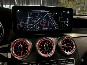 Sarkans Mercedes-Benz GLC 63 AMG 2020 Viļņa, ar dzinēja tilpumu 3.98 L un nobraukumu 70 tūkst. km par 51900 €, foto 32 vietnē AUTOMOTO.COM.LV