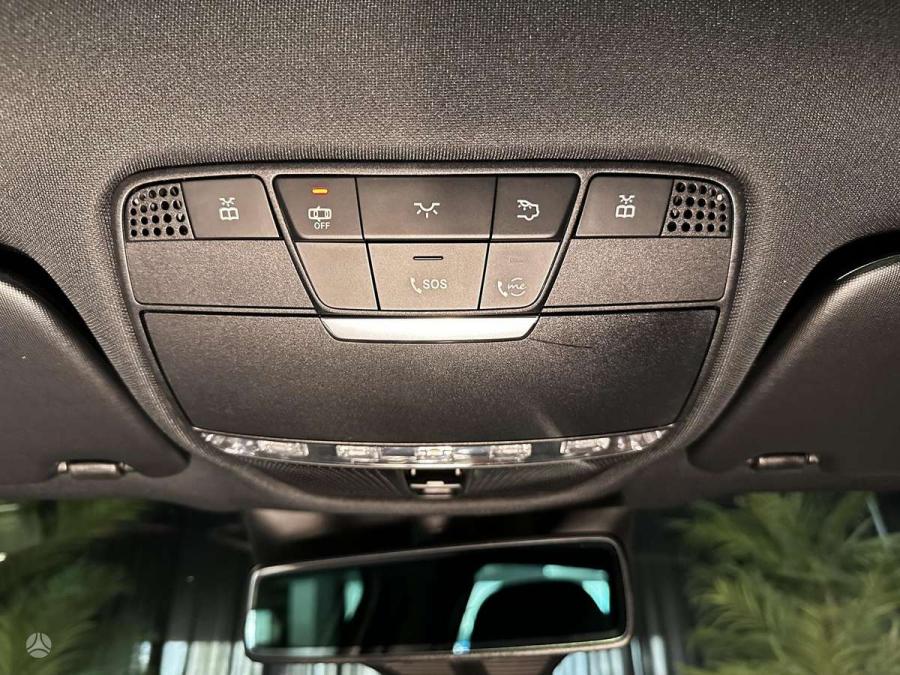 Sarkans Mercedes-Benz GLC 63 AMG 2020 Viļņa, ar dzinēja tilpumu 3.98 L un nobraukumu 70 tūkst. km par 51900 €, foto 34 vietnē AUTOMOTO.COM.LV