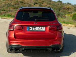 Red Mercedes-Benz GLC 63 AMG 2022 in Vilnius, with an engine capacity of 3.98 L and mileage of 50 thousand km for 59999 €, photo 8 on AUTOMOTO.COM.LV
