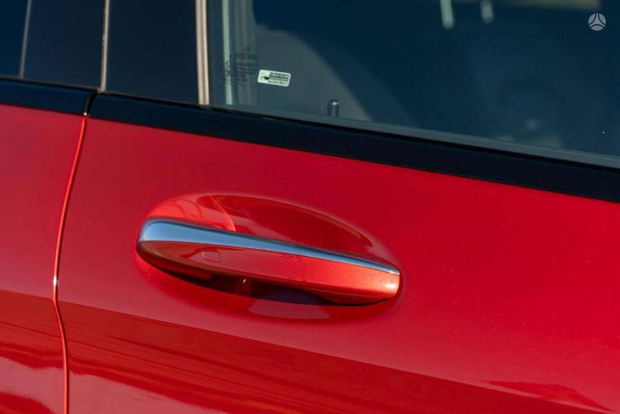 Red Mercedes-Benz GLC 63 AMG 2022 in Vilnius, with an engine capacity of 3.98 L and mileage of 50 thousand km for 59999 €, photo 32 on AUTOMOTO.COM.LV