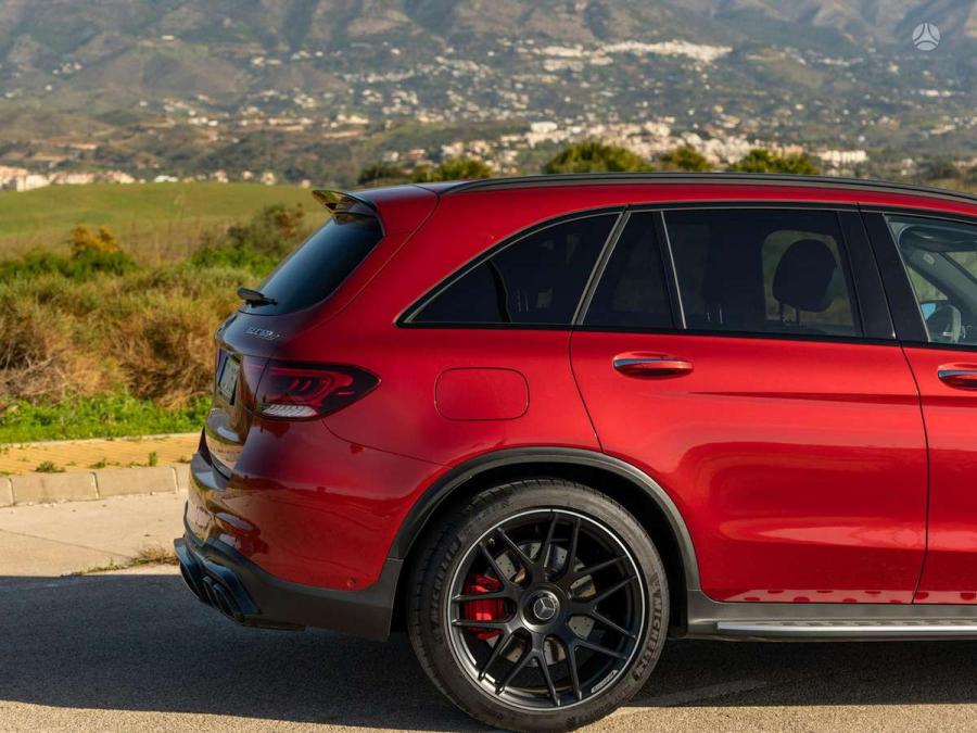 Red Mercedes-Benz GLC 63 AMG 2022 in Vilnius, with an engine capacity of 3.98 L and mileage of 50 thousand km for 59999 €, photo 34 on AUTOMOTO.COM.LV