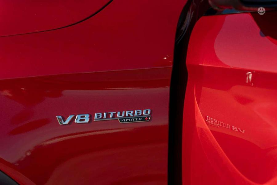 Red Mercedes-Benz GLC 63 AMG 2022 in Vilnius, with an engine capacity of 3.98 L and mileage of 50 thousand km for 59999 €, photo 38 on AUTOMOTO.COM.LV