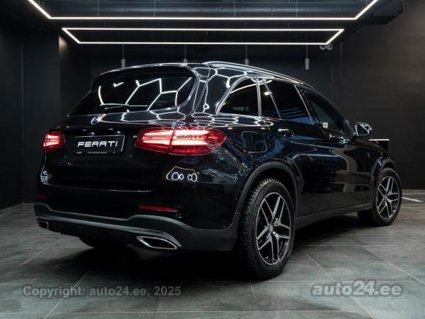 Black Mercedes-Benz GLC-Class 2016 in Tallinn, with an engine capacity of 2.10 L and mileage of 157 thousand km for 26900 €, photo 2 on AUTOMOTO.COM.LV