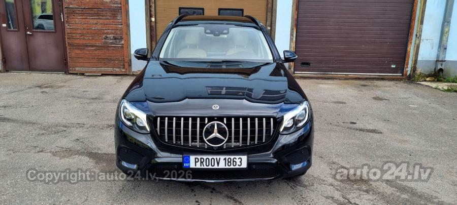 Black Mercedes-Benz GLC-Class 2018 in Tallinn, with an engine capacity of 2.10 L and mileage of 178 thousand km for 25890 €, photo 3 on AUTOMOTO.COM.LV