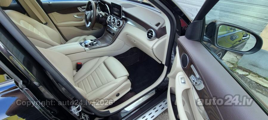 Black Mercedes-Benz GLC-Class 2018 in Tallinn, with an engine capacity of 2.10 L and mileage of 178 thousand km for 25890 €, photo 18 on AUTOMOTO.COM.LV