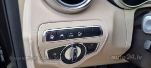 Black Mercedes-Benz GLC-Class 2018 in Tallinn, with an engine capacity of 2.10 L and mileage of 178 thousand km for 25890 €, photo 22 on AUTOMOTO.COM.LV
