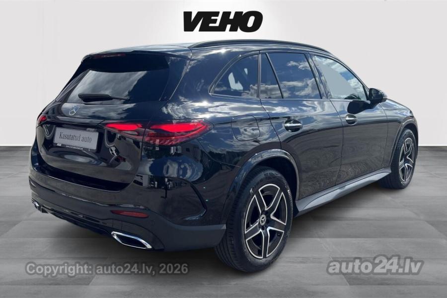 Melns Mercedes-Benz GLC-Class 2022 Pērnava, ar dzinēja tilpumu 2.00 L un nobraukumu 80 tūkst. km par 49990 €, foto 3 vietnē AUTOMOTO.COM.LV