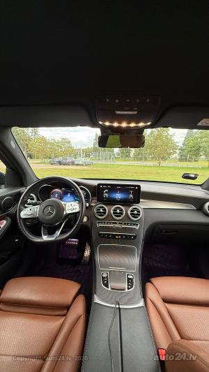 Melns Mercedes-Benz GLC-Class 2022 Tallina, ar dzinēja tilpumu 2.00 L un nobraukumu 120 tūkst. km par 35000 €, foto 10 vietnē AUTOMOTO.COM.LV