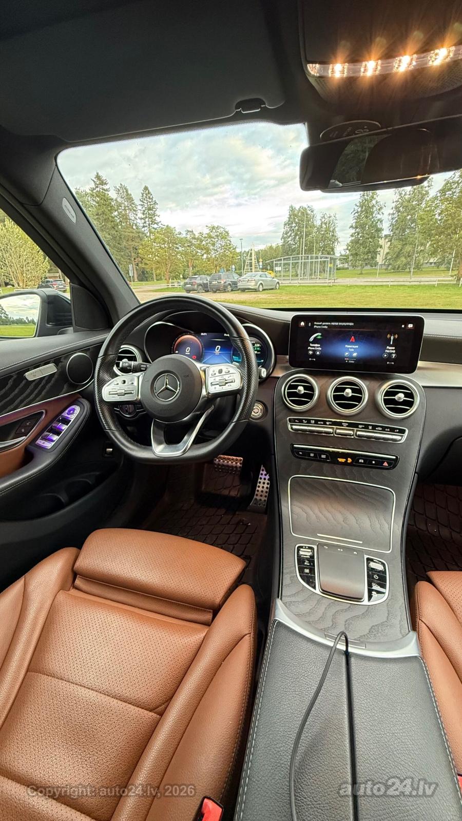Melns Mercedes-Benz GLC-Class 2022 Tallina, ar dzinēja tilpumu 2.00 L un nobraukumu 120 tūkst. km par 35000 €, foto 13 vietnē AUTOMOTO.COM.LV