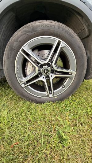 Melns Mercedes-Benz GLC-Class 2022 Tallina, ar dzinēja tilpumu 2.00 L un nobraukumu 120 tūkst. km par 35000 €, foto 14 vietnē AUTOMOTO.COM.LV