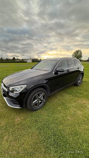 Melns Mercedes-Benz GLC-Class 2022 Tallina, ar dzinēja tilpumu 2.00 L un nobraukumu 120 tūkst. km par 35000 €, foto 15 vietnē AUTOMOTO.COM.LV