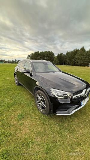 Melns Mercedes-Benz GLC-Class 2022 Tallina, ar dzinēja tilpumu 2.00 L un nobraukumu 120 tūkst. km par 35000 €, foto 16 vietnē AUTOMOTO.COM.LV
