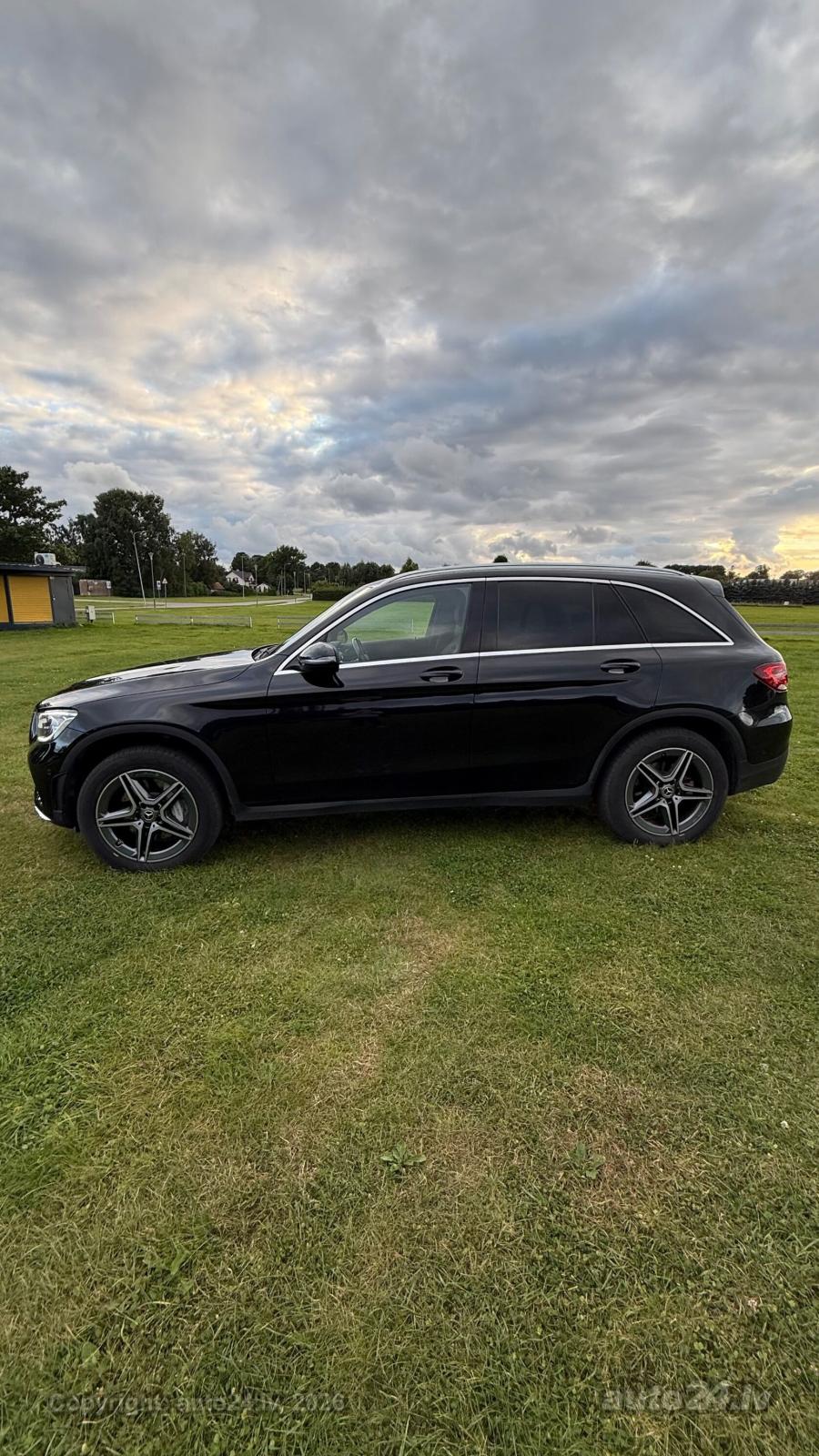 Melns Mercedes-Benz GLC-Class 2022 Tallina, ar dzinēja tilpumu 2.00 L un nobraukumu 120 tūkst. km par 35000 €, foto 18 vietnē AUTOMOTO.COM.LV