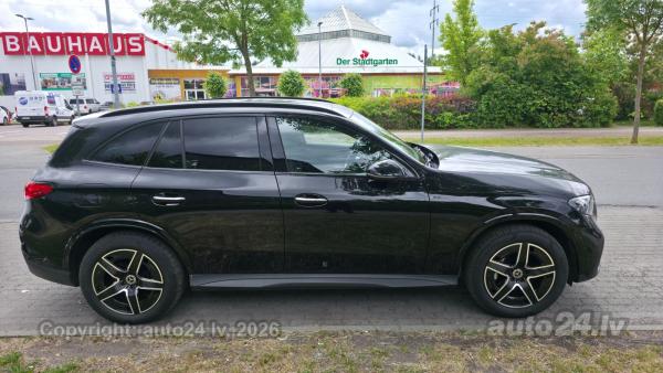 Black Mercedes-Benz GLC-Class 2023 in Tallinn, with an engine capacity of 2.00 L and mileage of 114 thousand km for 61000 €, photo 2 on AUTOMOTO.COM.LV