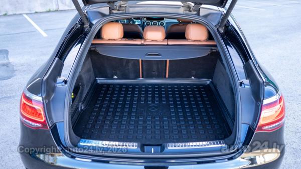 Melns Mercedes-Benz GLC-Class 2019 Tallina, ar dzinēja tilpumu 2.00 L un nobraukumu 148 tūkst. km par 31900 €, foto 7 vietnē AUTOMOTO.COM.LV