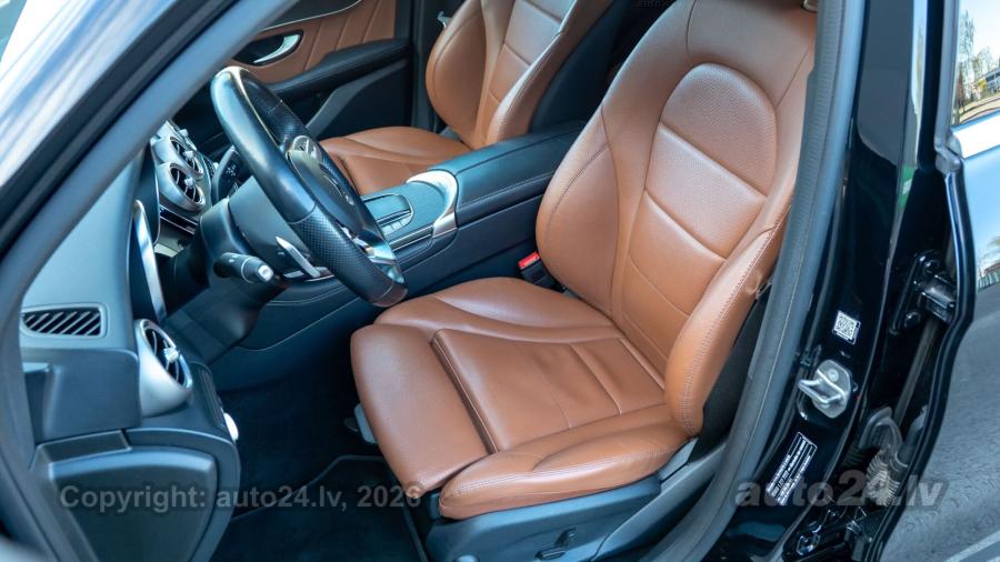 Melns Mercedes-Benz GLC-Class 2019 Tallina, ar dzinēja tilpumu 2.00 L un nobraukumu 148 tūkst. km par 31900 €, foto 13 vietnē AUTOMOTO.COM.LV