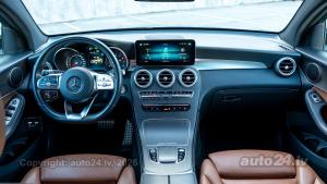 Melns Mercedes-Benz GLC-Class 2019 Tallina, ar dzinēja tilpumu 2.00 L un nobraukumu 148 tūkst. km par 31900 €, foto 21 vietnē AUTOMOTO.COM.LV