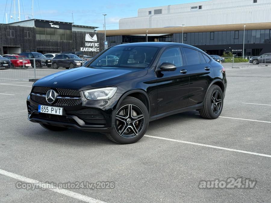 Melns Mercedes-Benz GLC-Class 2019 Tallina, ar dzinēja tilpumu 2.00 L un nobraukumu 68 tūkst. km par 39490 €, foto 1 vietnē AUTOMOTO.COM.LV
