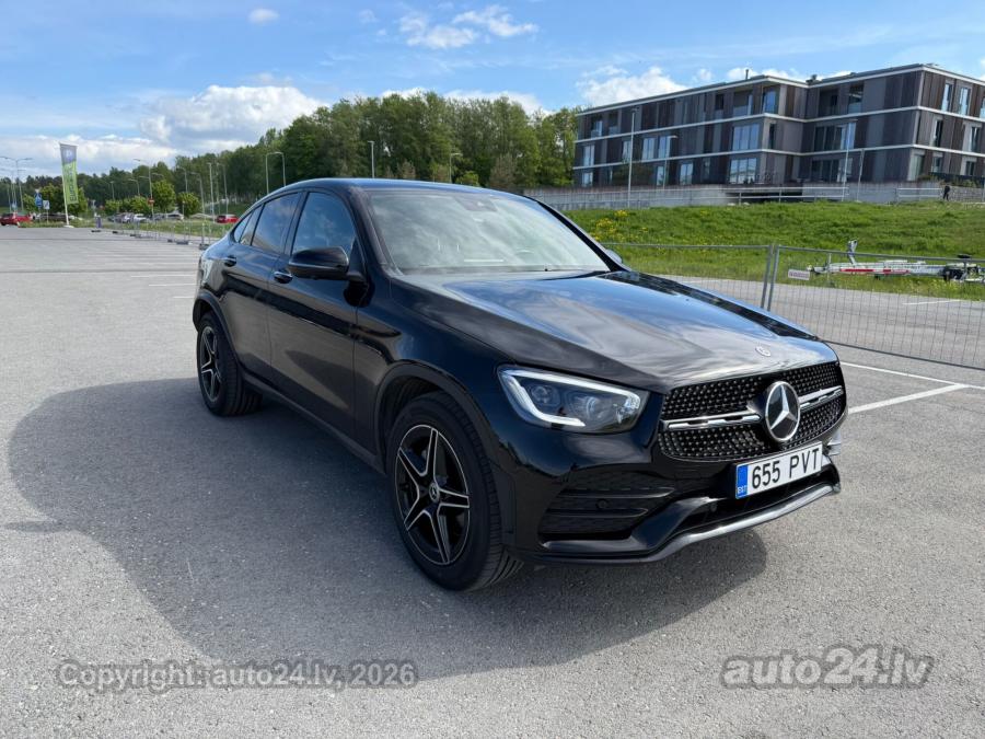 Melns Mercedes-Benz GLC-Class 2019 Tallina, ar dzinēja tilpumu 2.00 L un nobraukumu 68 tūkst. km par 39490 €, foto 4 vietnē AUTOMOTO.COM.LV