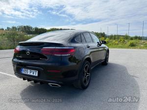 Melns Mercedes-Benz GLC-Class 2019 Tallina, ar dzinēja tilpumu 2.00 L un nobraukumu 68 tūkst. km par 39490 €, foto 6 vietnē AUTOMOTO.COM.LV