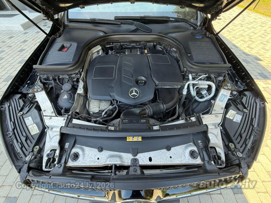 Melns Mercedes-Benz GLC-Class 2019 Tallina, ar dzinēja tilpumu 2.00 L un nobraukumu 68 tūkst. km par 39490 €, foto 15 vietnē AUTOMOTO.COM.LV