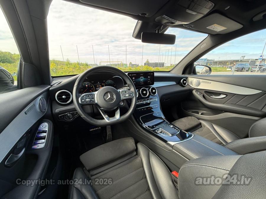 Melns Mercedes-Benz GLC-Class 2019 Tallina, ar dzinēja tilpumu 2.00 L un nobraukumu 68 tūkst. km par 39490 €, foto 16 vietnē AUTOMOTO.COM.LV