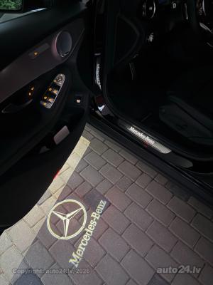 Melns Mercedes-Benz GLC-Class 2019 Tallina, ar dzinēja tilpumu 2.00 L un nobraukumu 68 tūkst. km par 39490 €, foto 26 vietnē AUTOMOTO.COM.LV