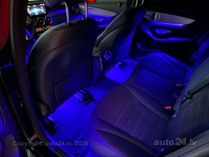 Melns Mercedes-Benz GLC-Class 2019 Tallina, ar dzinēja tilpumu 2.00 L un nobraukumu 68 tūkst. km par 39490 €, foto 28 vietnē AUTOMOTO.COM.LV