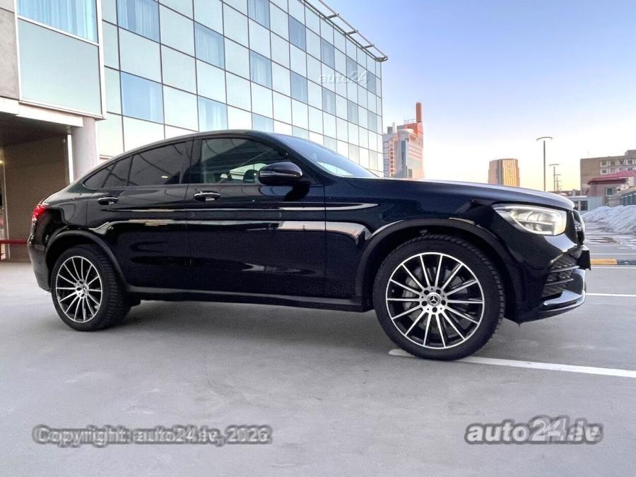 Black Mercedes-Benz GLC-Class 2020 in Tallinn, with an engine capacity of 2.00 L and mileage of 62 thousand km for 39900 €, photo 11 on AUTOMOTO.COM.LV