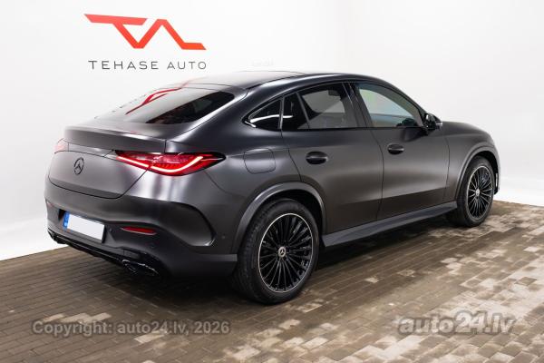 Melns Mercedes-Benz GLC-Class 2024 Tartu, ar dzinēja tilpumu 2.00 L un nobraukumu 14 tūkst. km par 65900 €, foto 2 vietnē AUTOMOTO.COM.LV