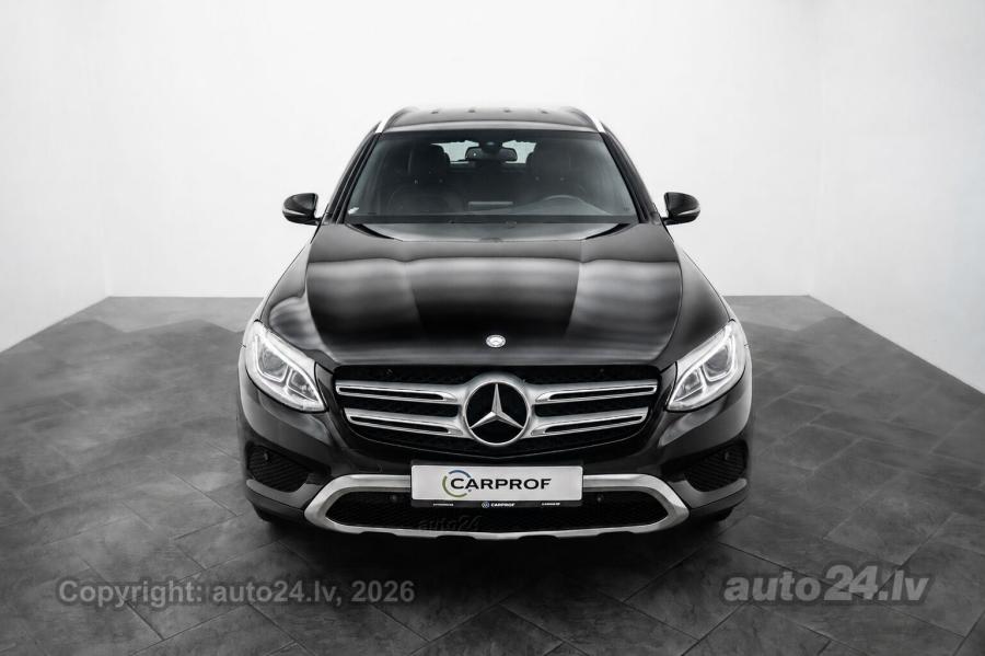 Black Mercedes-Benz GLC-Class 2015 in Tallinn, with an engine capacity of 2.10 L and mileage of 188 thousand km for 17999 €, photo 3 on AUTOMOTO.COM.LV