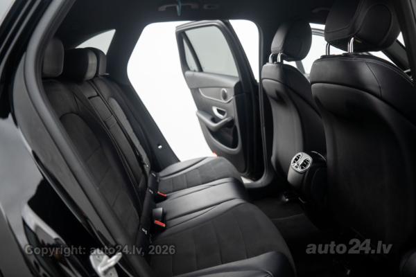 Black Mercedes-Benz GLC-Class 2015 in Tallinn, with an engine capacity of 2.10 L and mileage of 188 thousand km for 17999 €, photo 10 on AUTOMOTO.COM.LV