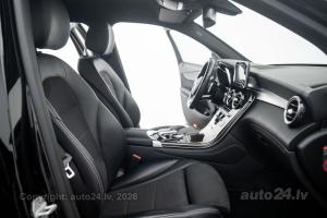 Black Mercedes-Benz GLC-Class 2015 in Tallinn, with an engine capacity of 2.10 L and mileage of 188 thousand km for 17999 €, photo 12 on AUTOMOTO.COM.LV