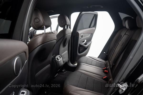 Black Mercedes-Benz GLC-Class 2016 in Tallinn, with an engine capacity of 2.00 L and mileage of 162 thousand km for 17999 €, photo 8 on AUTOMOTO.COM.LV