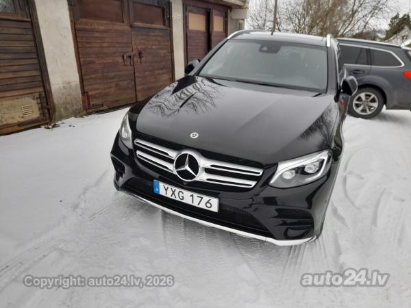 Black Mercedes-Benz GLC-Class 2017 in Tallinn, with an engine capacity of 3.50 L and mileage of 148 thousand km for 31000 €, photo 2 on AUTOMOTO.COM.LV