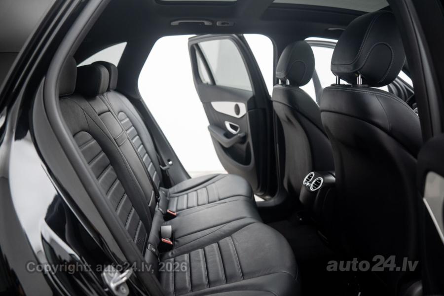 Melns Mercedes-Benz GLC-Class 2017 Tallina, ar dzinēja tilpumu 2.00 L un nobraukumu 197 tūkst. km par 17499 €, foto 11 vietnē AUTOMOTO.COM.LV