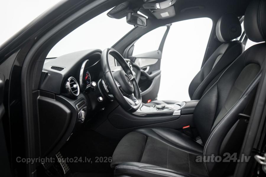 Black Mercedes-Benz GLC-Class 2017 in Tallinn, with an engine capacity of 2.00 L and mileage of 198 thousand km for 24999 €, photo 8 on AUTOMOTO.COM.LV