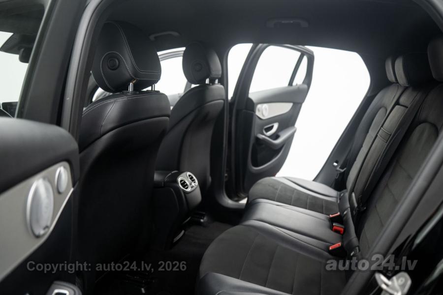 Black Mercedes-Benz GLC-Class 2017 in Tallinn, with an engine capacity of 2.00 L and mileage of 198 thousand km for 24999 €, photo 9 on AUTOMOTO.COM.LV